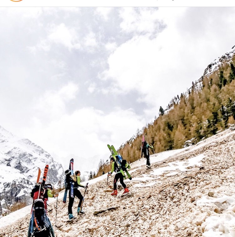 Sélection du GFHM du Groupe féminin de Haute Montagne.